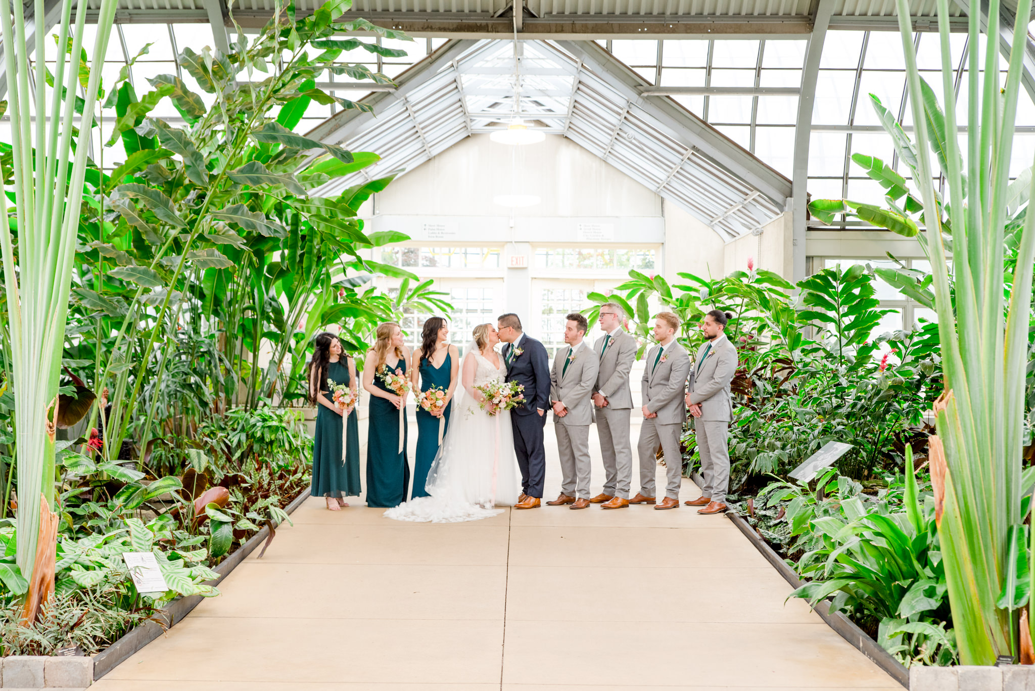 Garfield Park Conservatory Weddings - alanalindenfeld.com