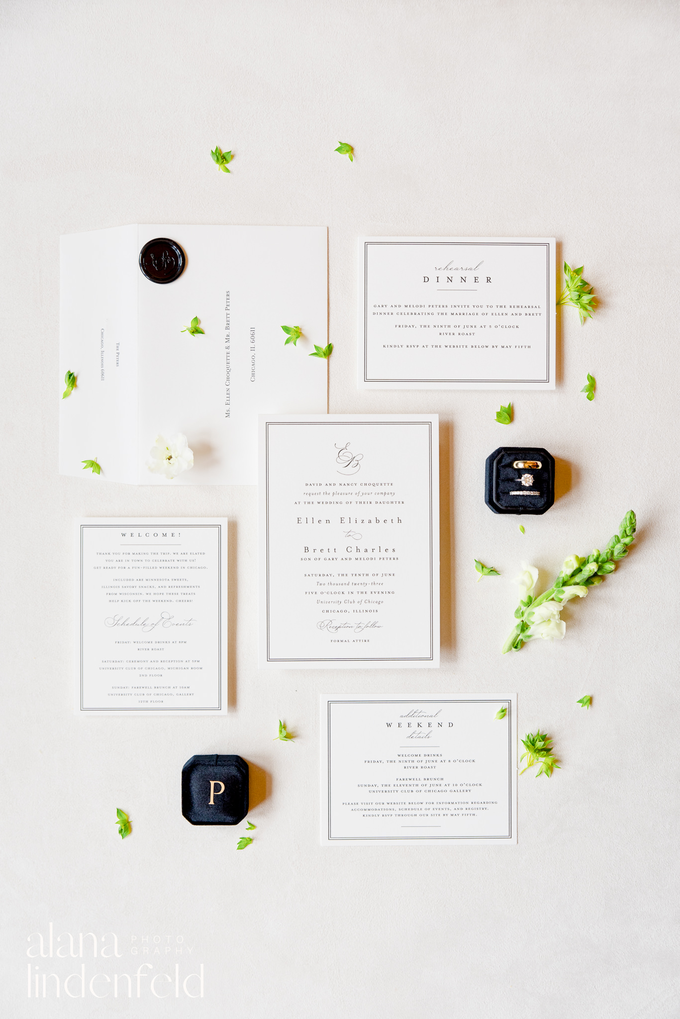 Modern Classic Wedding in Downtown Chicago - alanalindenfeld.com