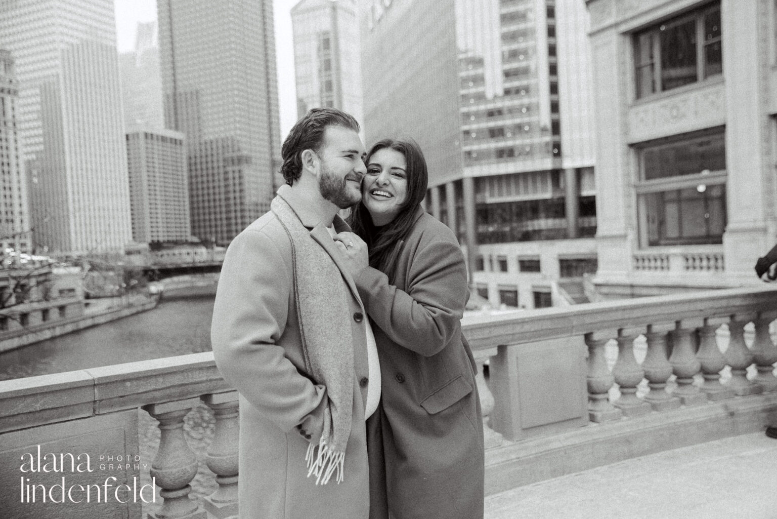 February Proposal in Chicago | Alissa + Cole - alanalindenfeld.com