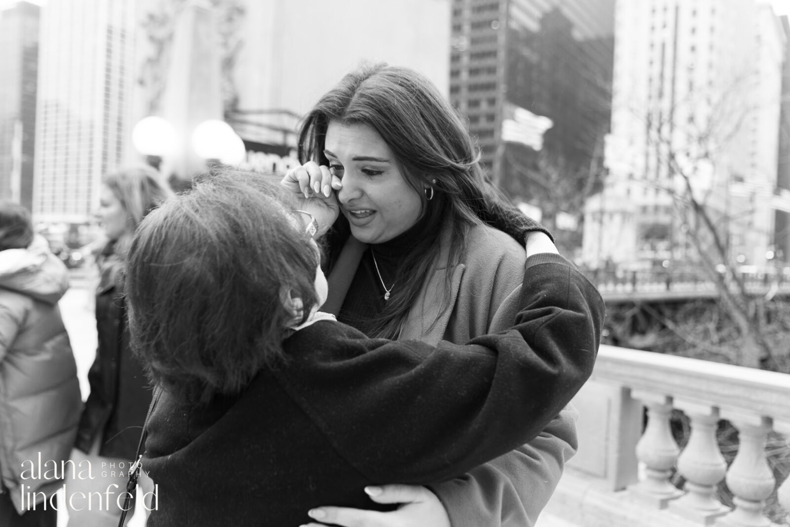 February Proposal in Chicago | Alissa + Cole - alanalindenfeld.com