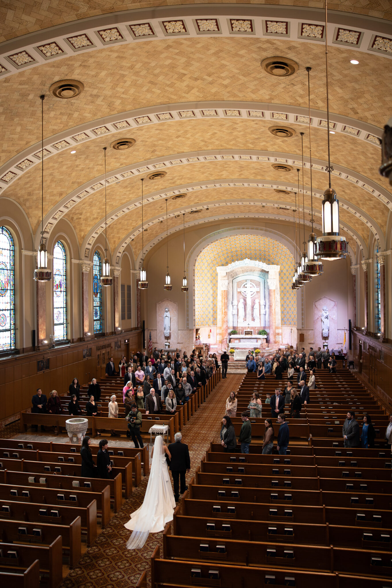 Chic Black and White Fall Wedding in the Chicago Suburbs | Gabby + Ross ...