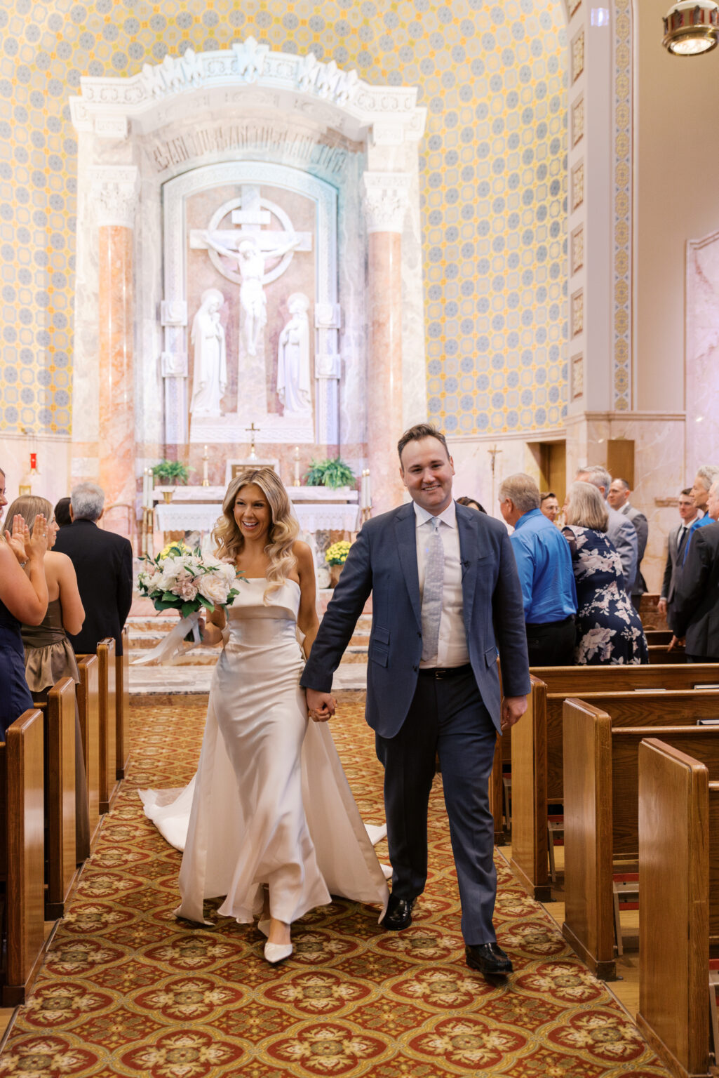 Chic Black and White Fall Wedding in the Chicago Suburbs | Gabby + Ross ...